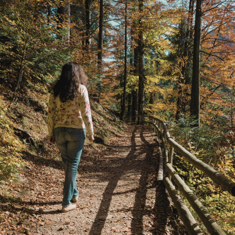 What is Walk & Talk Therapy? - The Therapy Collective